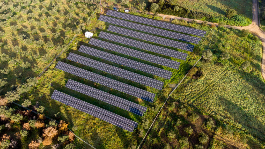 Μελέτη - Κατασκευή - Συντήρηση Έργων ΑΠΕ - iSOLAR S.A.